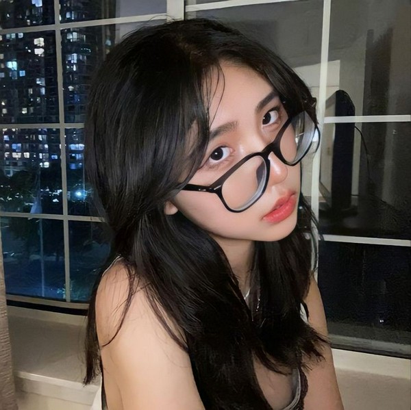 Karin Ren — Yodayo